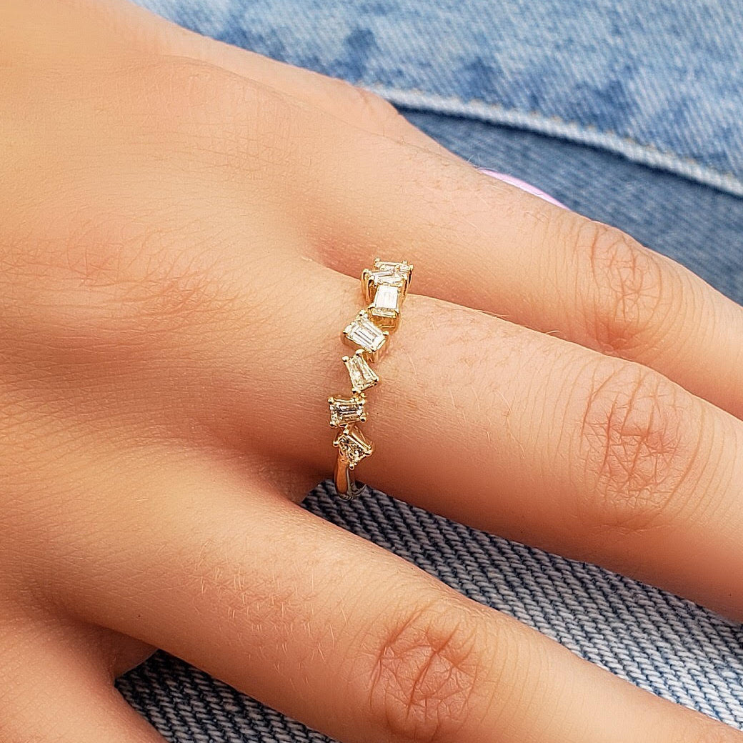 LEDODI Scattered Baguette Diamond Ring – Ledodi